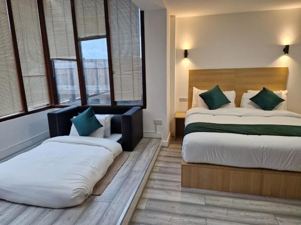 Our Rooms | Crown House