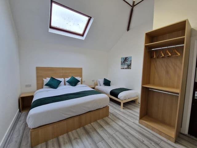 Our Rooms | Crown House